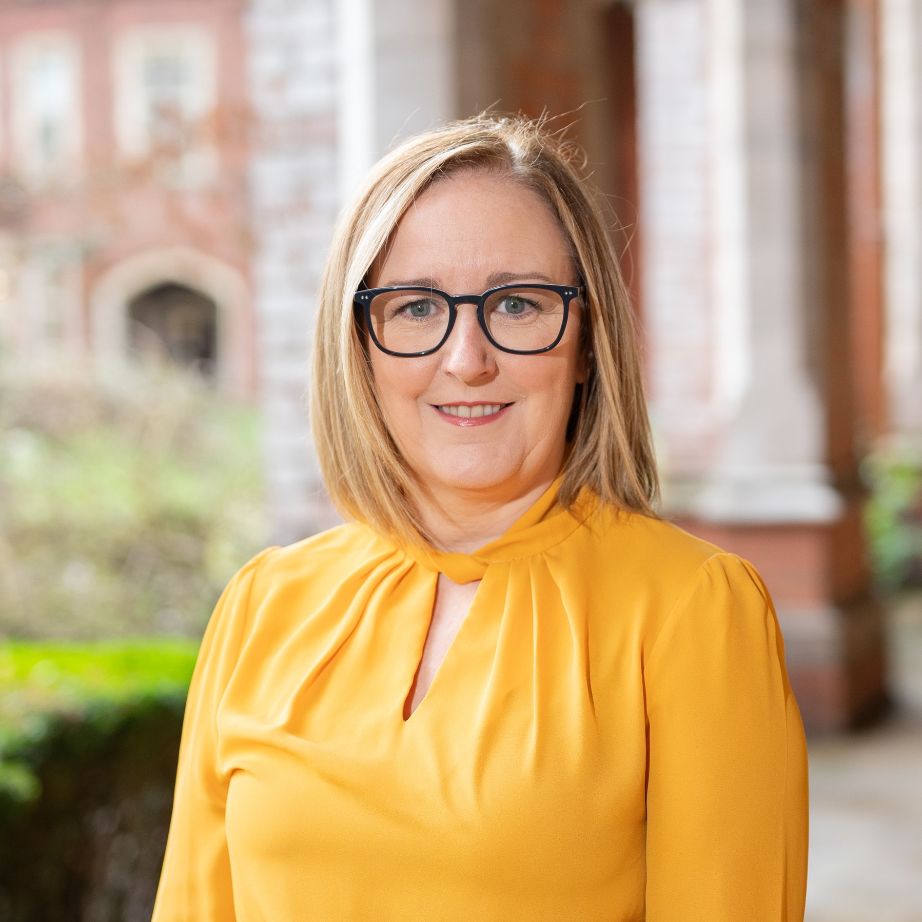 Contact Us | Accommodation at Queen's | Queen's University Belfast