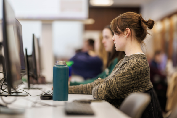 Apprentice Hub | Campaigns | Queen's University Belfast