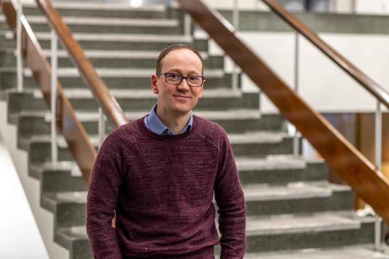 Professor Stuart Mangles 16.10.24 | School of Mathematics and Physics ...