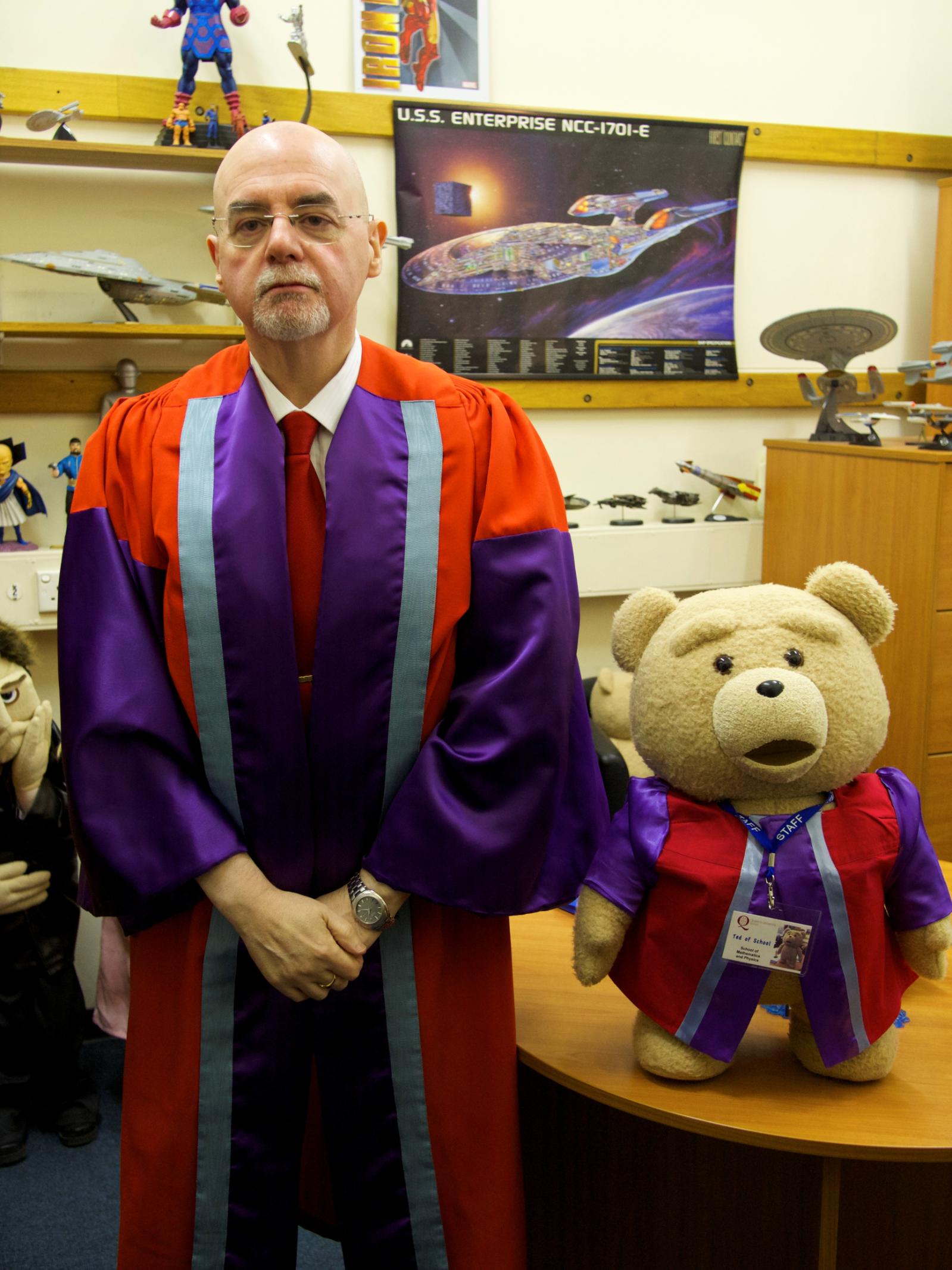 QUB Astrophysicists receive prestigious prizes from the Royal ...