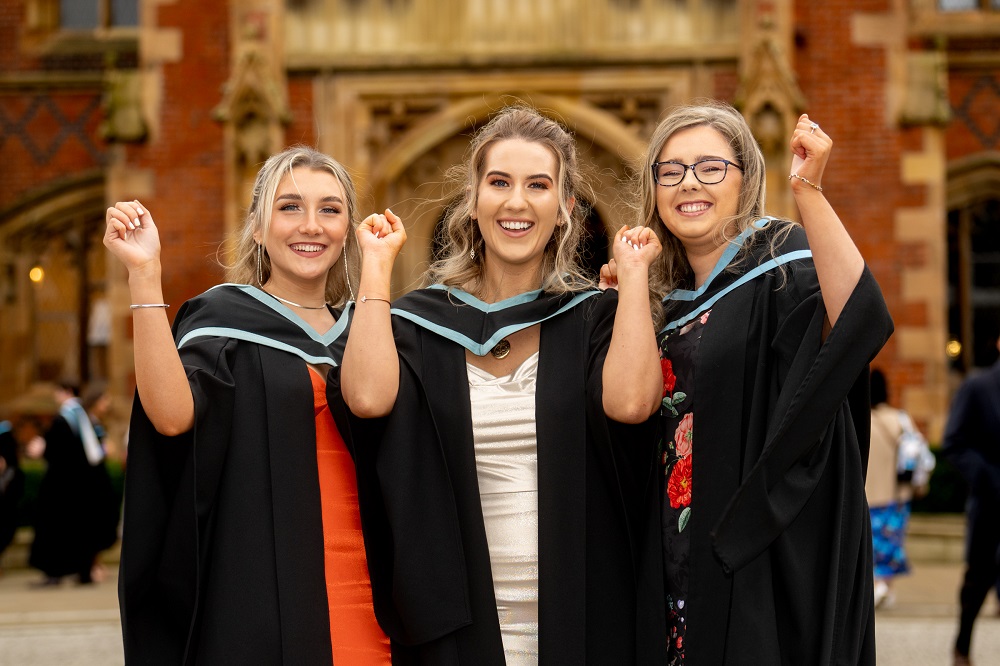 In Pictures: Winter Graduation 2023 | Staff Gateway | Queen's ...