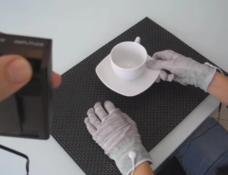 Aging Simulation Suit GERT | KN Cheung SK Chin InterSim Centre